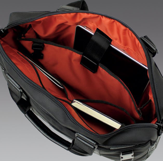 EA927AW-41｜410x310x 70mm ビジネスバッグのページ