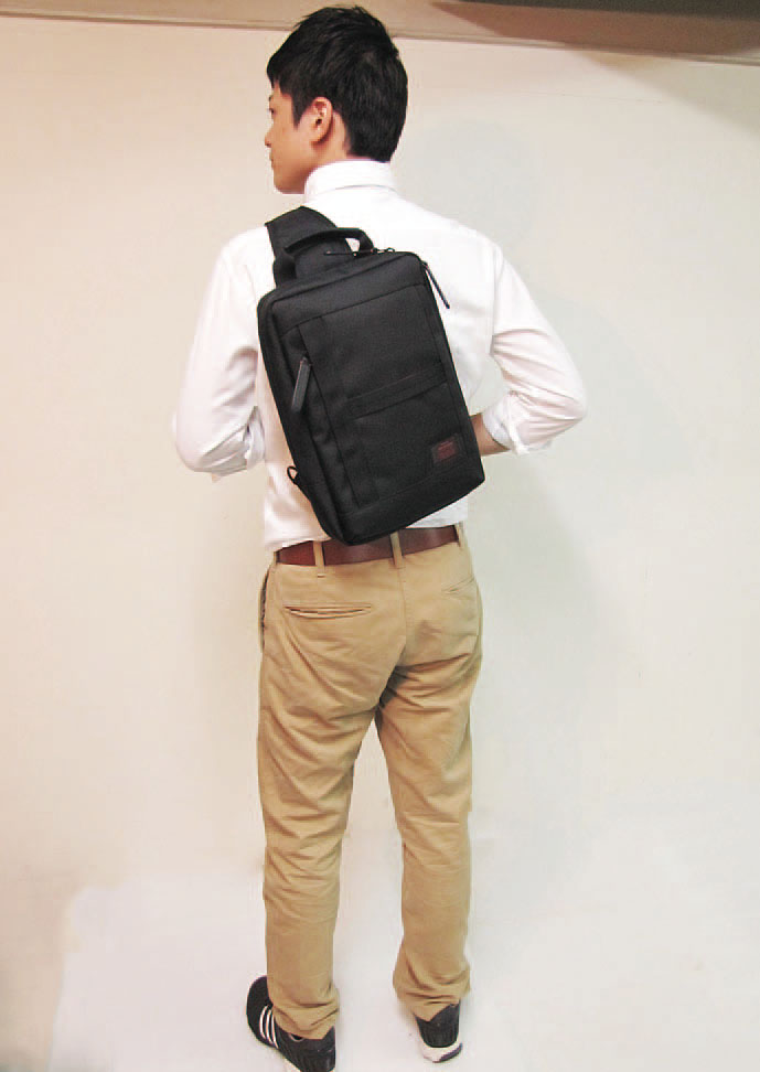 EA927BE-28A｜220x350x 50mm ボディバッグのページ