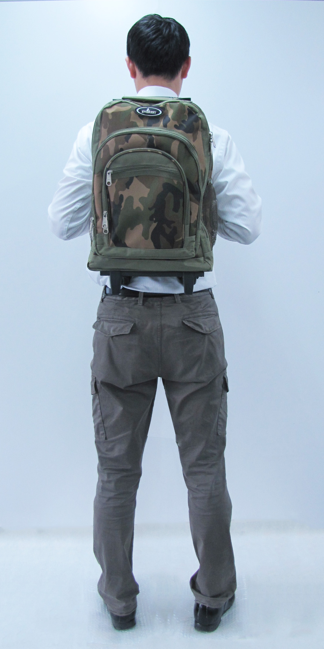 EA927CH-91｜343x191x457mm/29L ﾊﾞｯｸﾊﾟｯｸ(ｷｬﾘｰ付)のページ